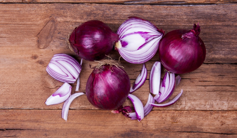 6 bienfaits cachées de l’oignon rouge