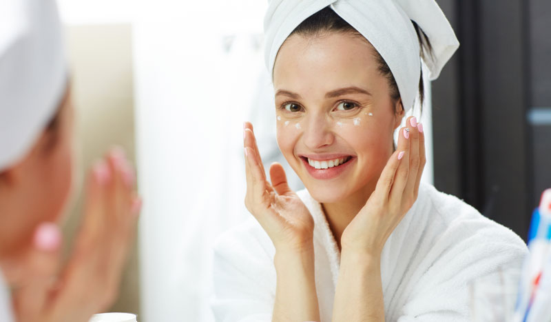 Routine de soins de la peau en 10 étapes pour une peau lisse